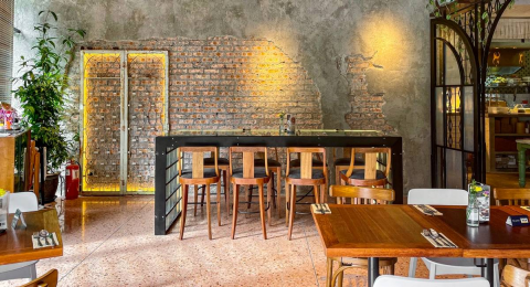 Gorgeously-plated food and IG-friendly backdrops. We got you covered.